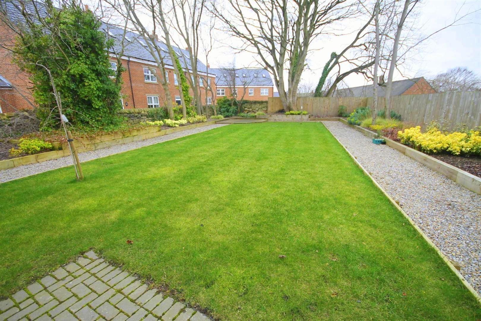 Gilesgate, Gilesgate, Durham – Robinsons